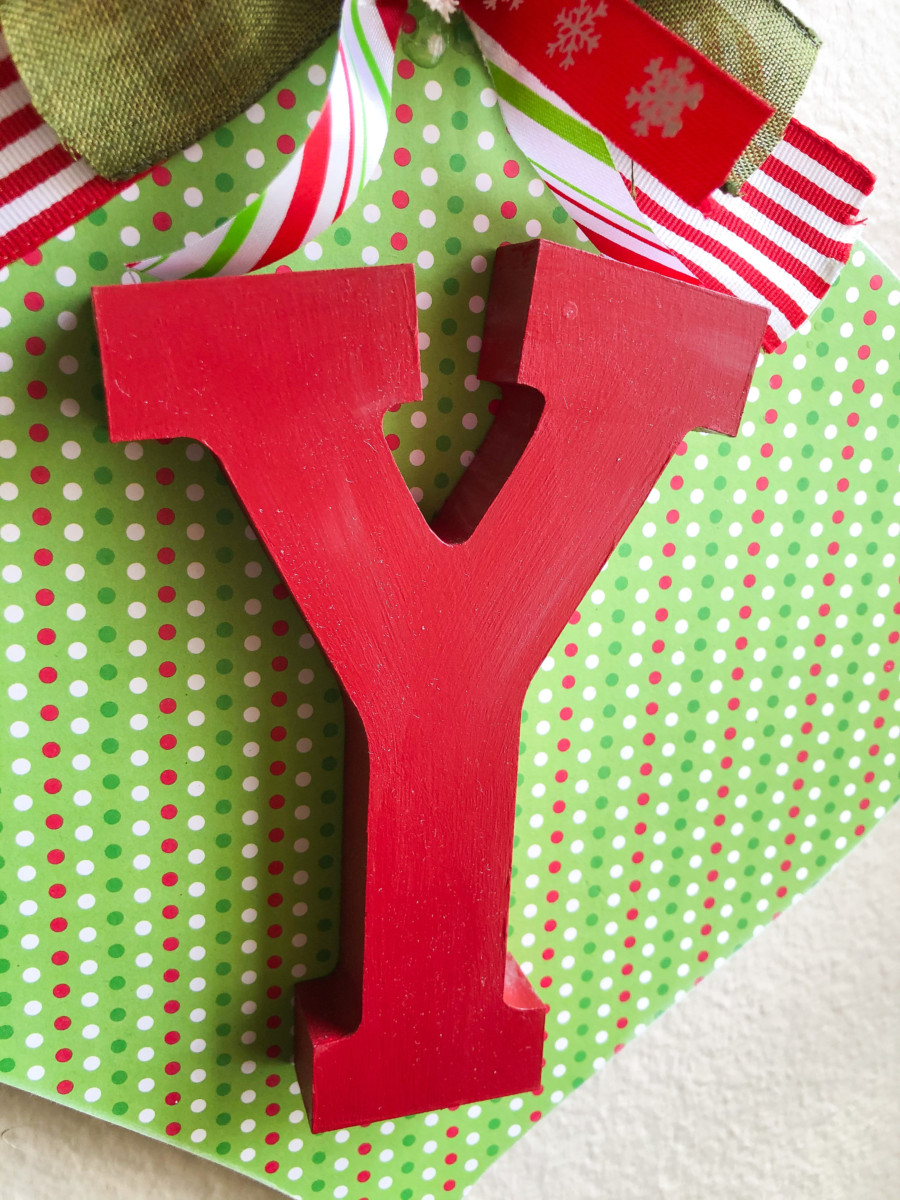 Christmas diy JOY Sign - Create Make Decorate with Nikki