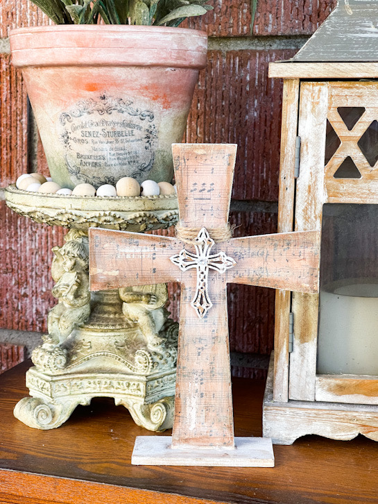 Rustic French Country Style Cross - Create Make Decorate with Nikki